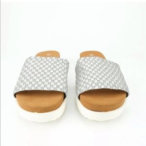 bernie mev. | Shoes | Bernie Mev Stretch Woven Capri Slide Sandals ...